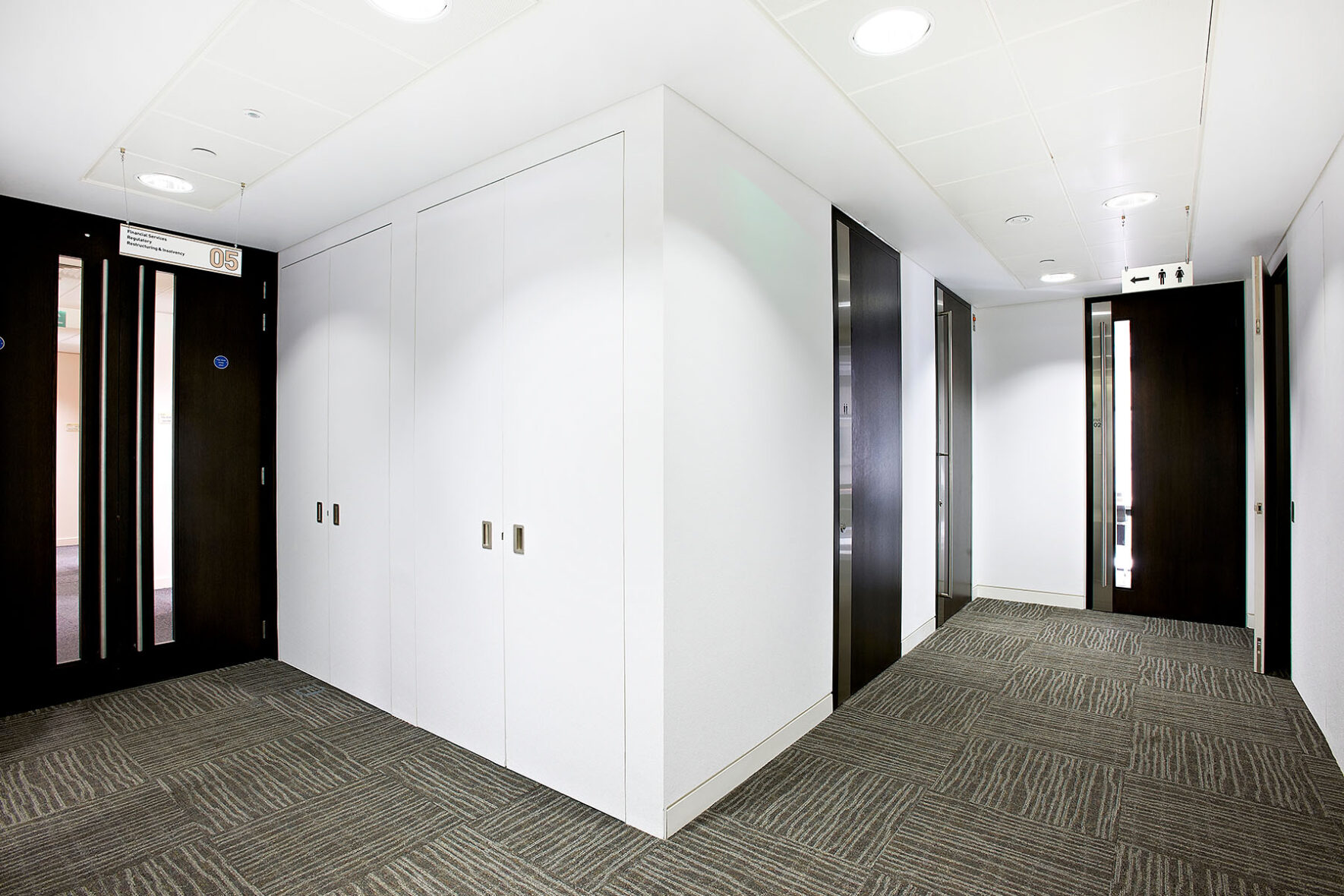 Devonshire Square - Selo