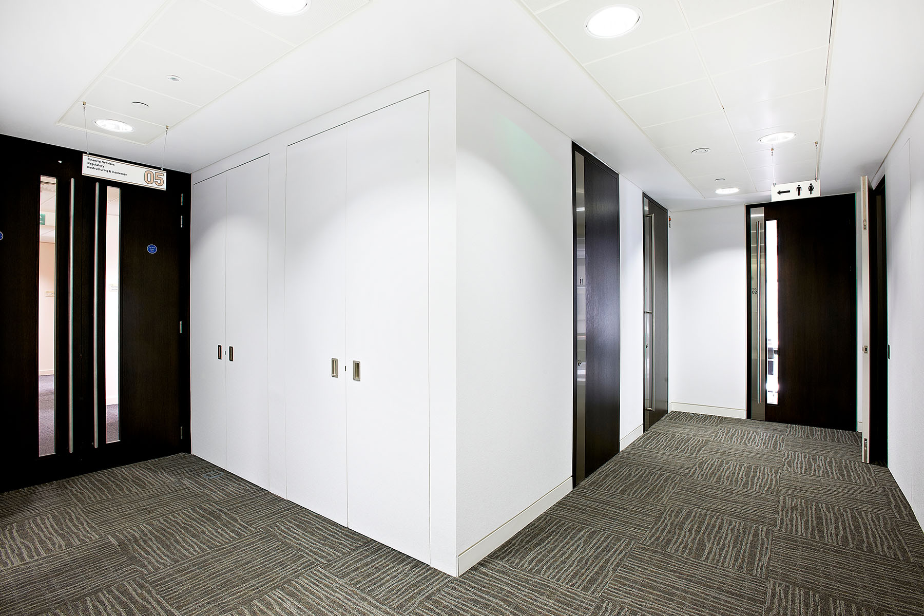 Devonshire Square - Selo