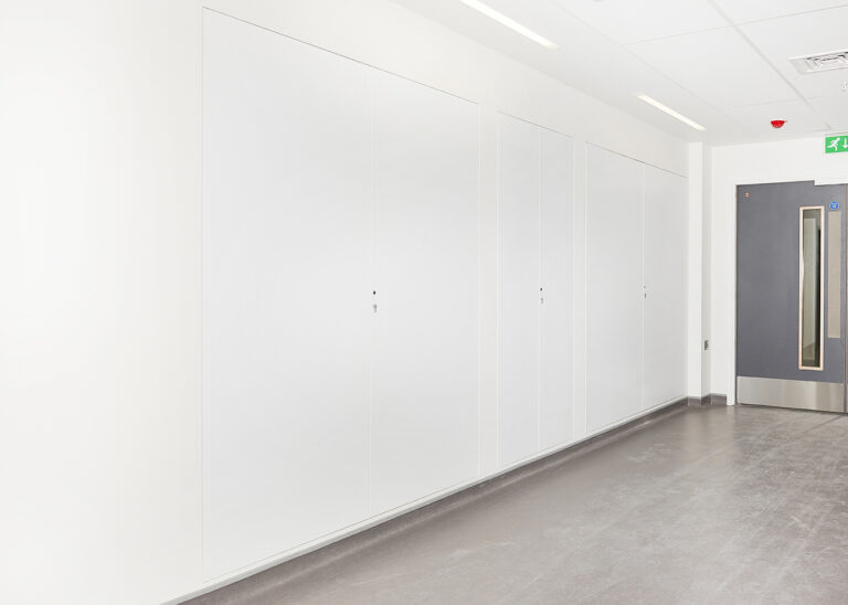 What are the main problems with Timber Riser Doors? - Selo