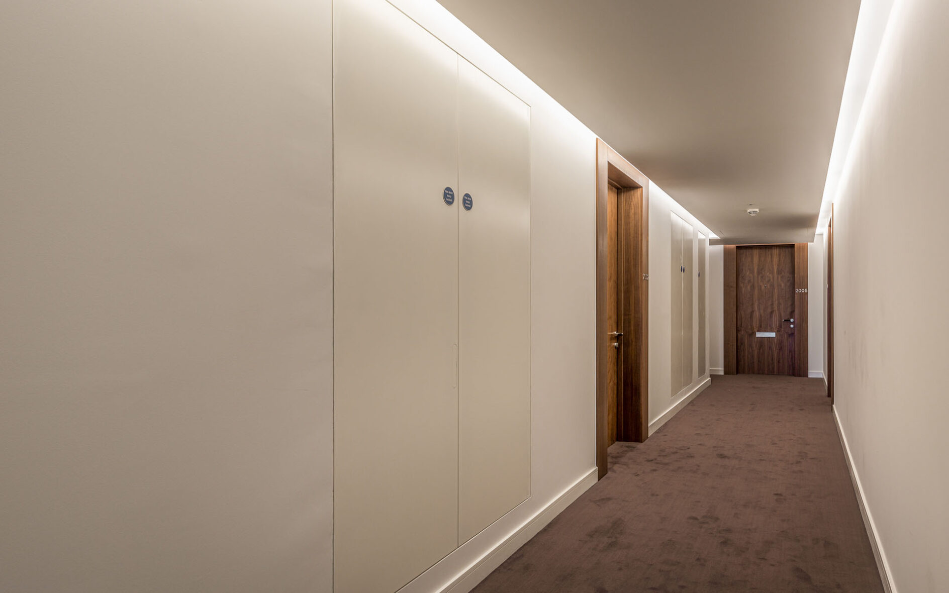 South Quay Plaza - Selo