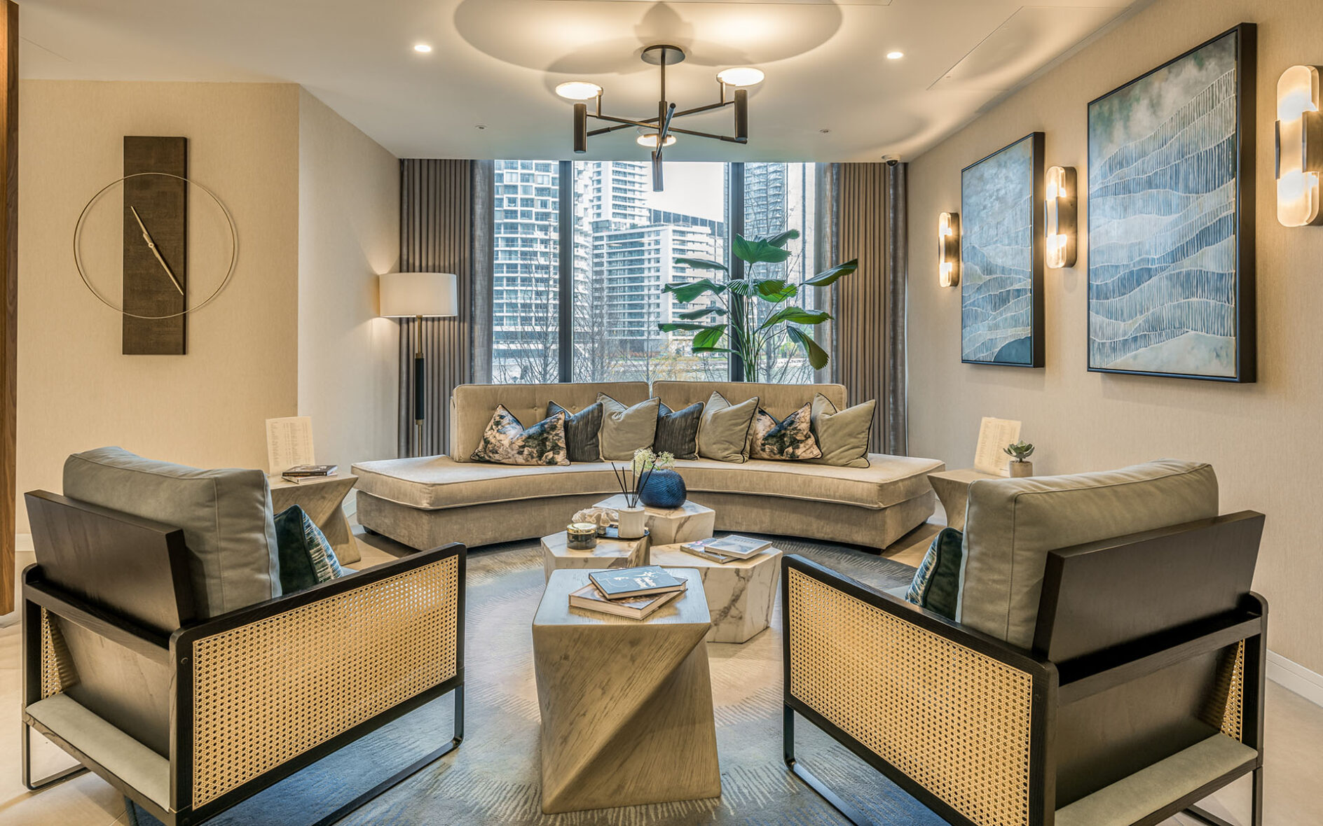 South Quay Plaza - Selo