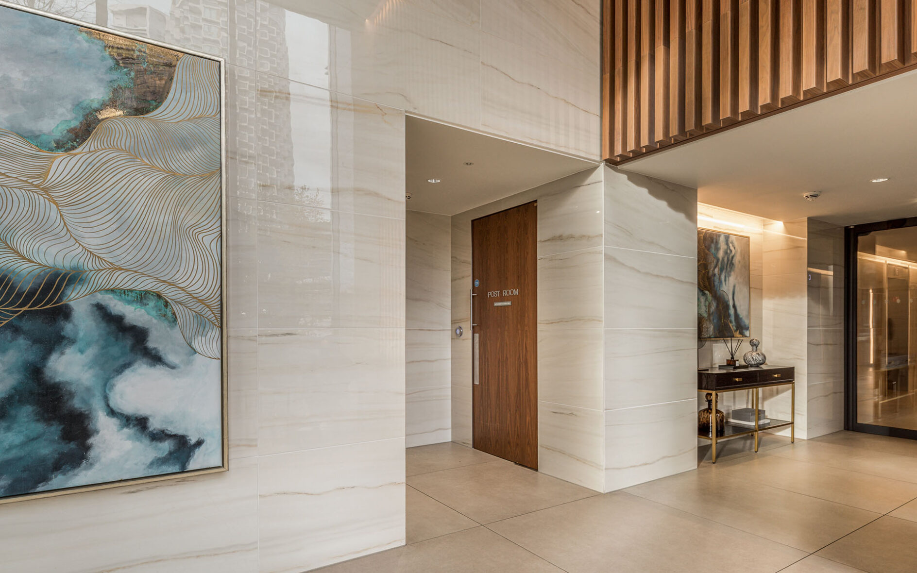 South Quay Plaza - Selo