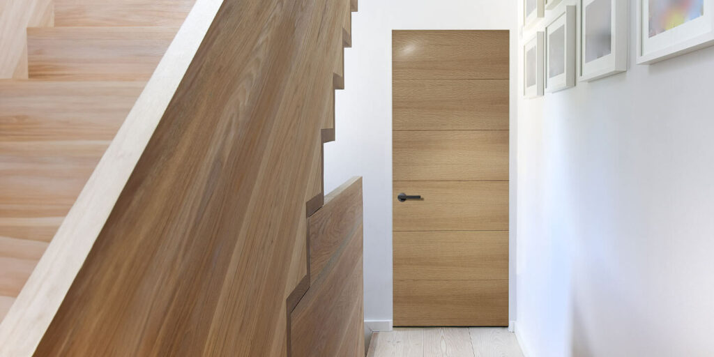 Innova+® Frameless Pivot Doors - Selo