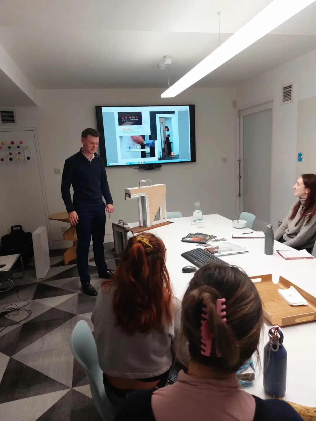 Emrys Architects - Selo